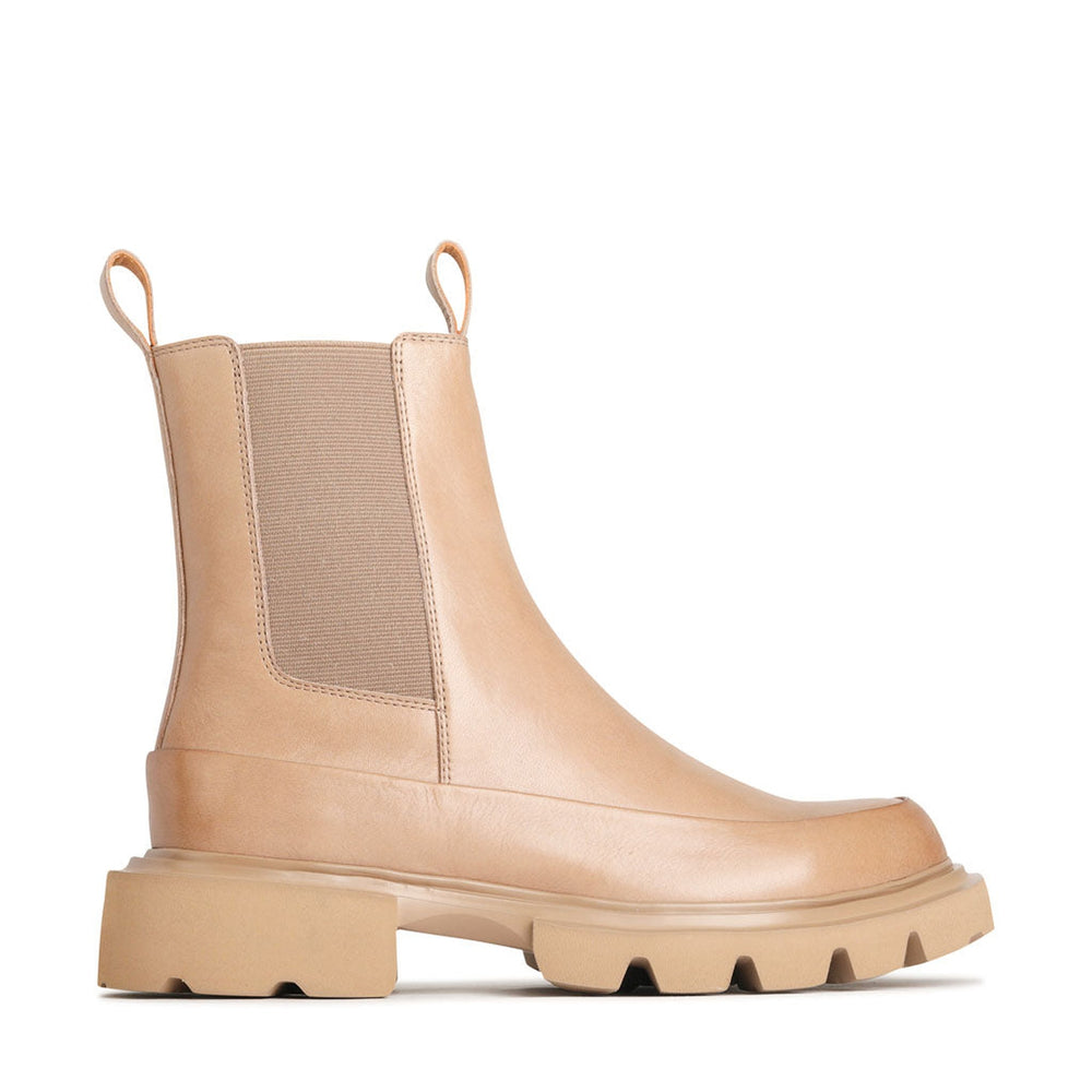 EOS Addi | Women Chelsea Boots | Californian Construction