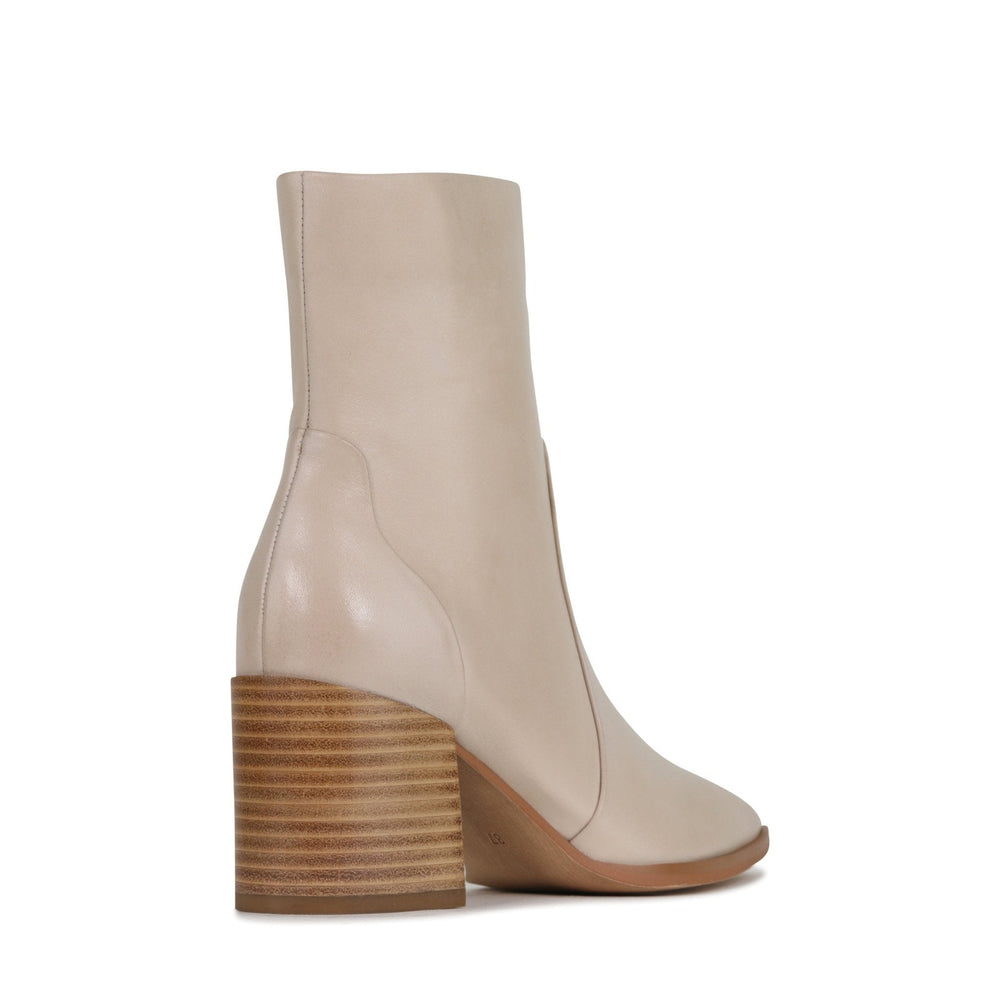 EOS Footwear | KEORA ankle boots | Womens leather block heel boot